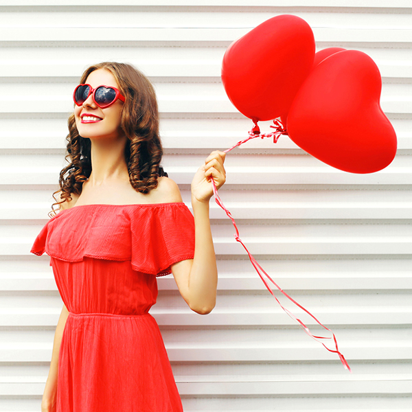 RWJUH Somerset and Bridgewater Commons Host Go RED Fashion Show on Feb. 11